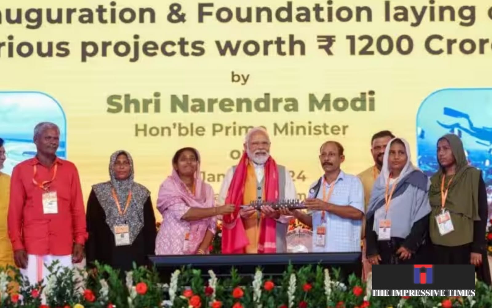 PM Modi inaugurates & lays foundation stone for development projects ...