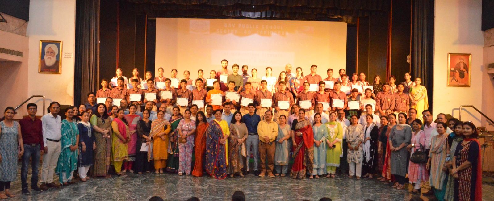 DAV School Sec-49 organised Felicitation ceremony to honour meritorious ...