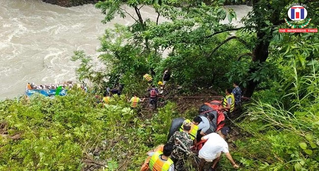 11 Killed as Indian Bus Falls into River in Nepal